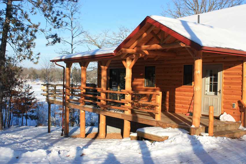 Couples Getaway | Fall Winter Spring MN Resort Vacation
